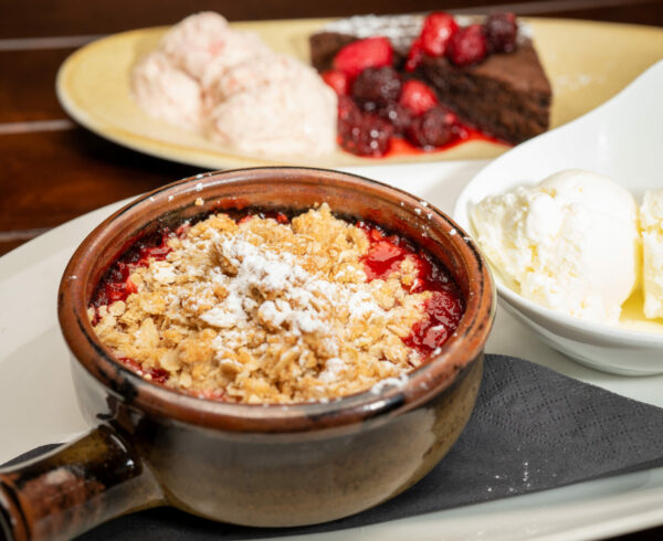 Dine at Coasters Tavern: Pub Classics & A Wide Selection of Drinks