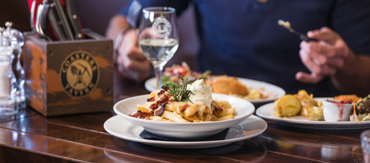 Dine at Coasters Tavern: Pub Classics & A Wide Selection of Drinks