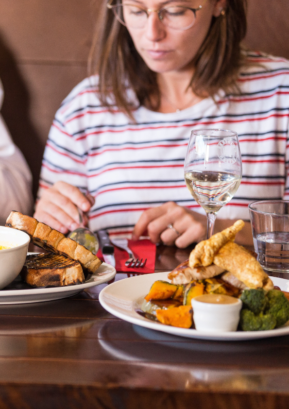 Coasters Tavern: Your Go-To Local for Great Food, Drinks, & Fun